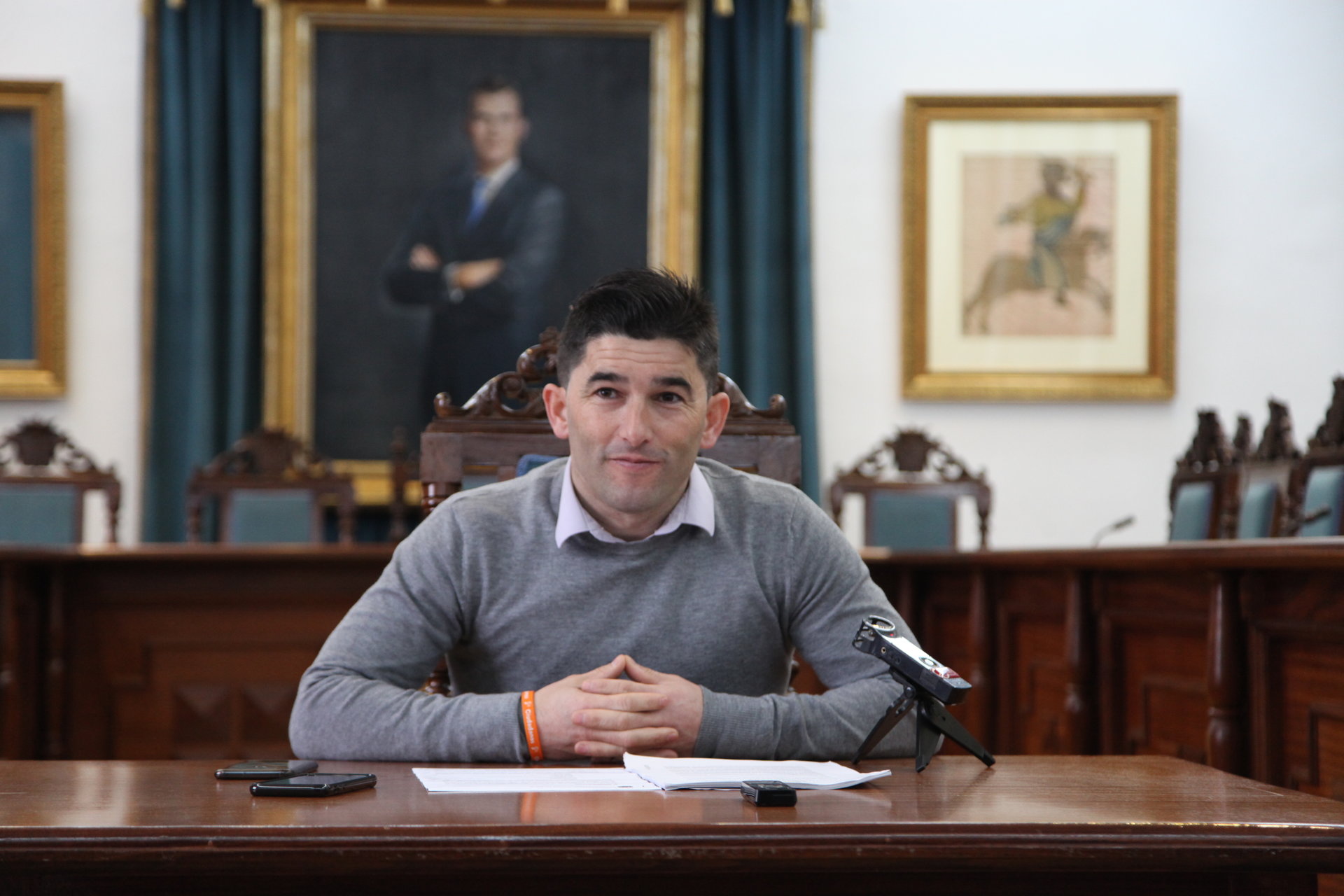 Ángel Montoro, el político de las aldeas, 'decide' en Alcalá la Real