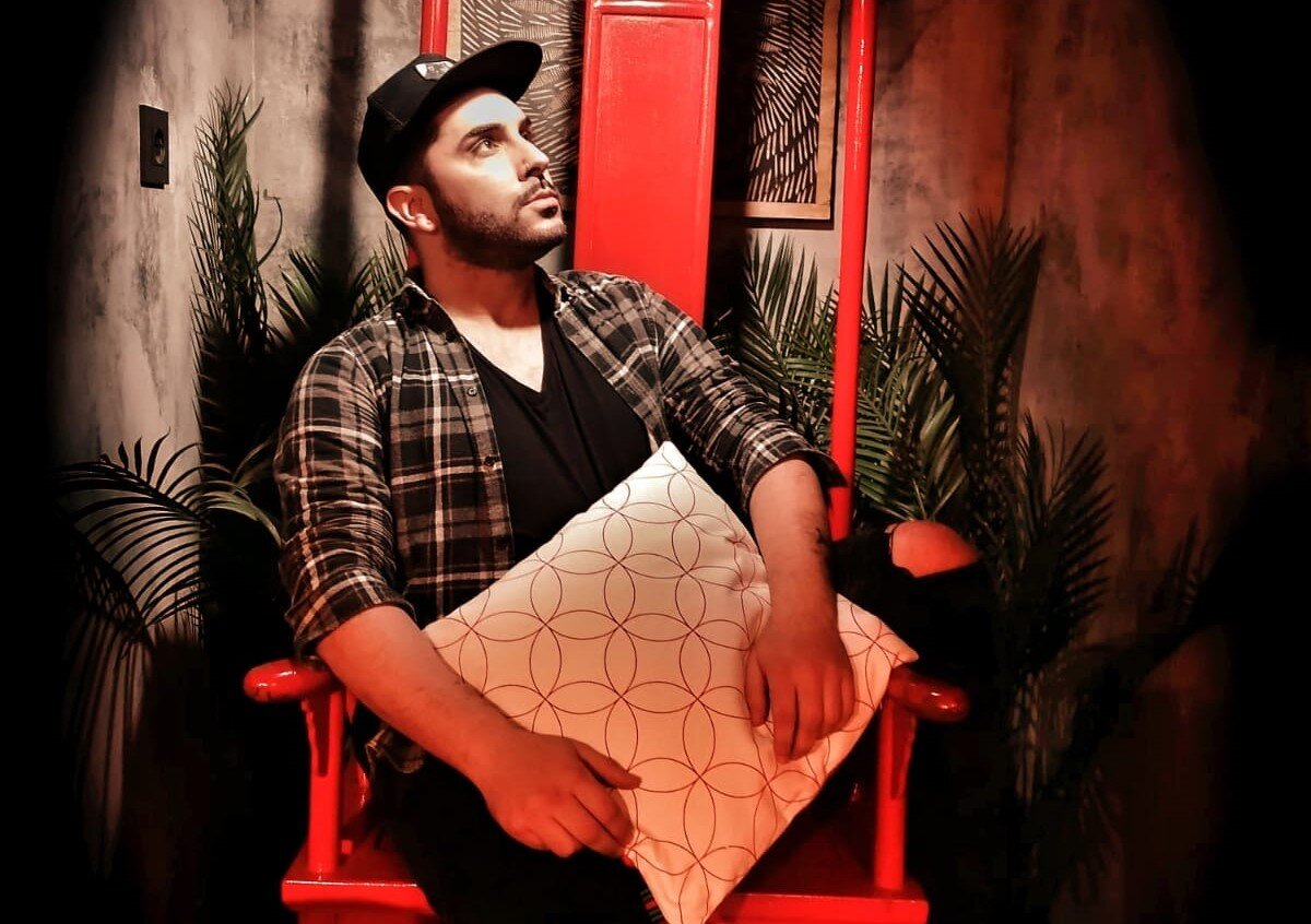 Cristian Fuentes: "No busco la fama, solo quiero vivir de la música"