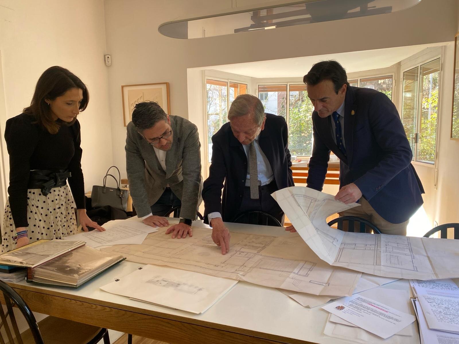 El arquitecto Rafael Moneo 'bendice' el proyecto de 'El Banco'