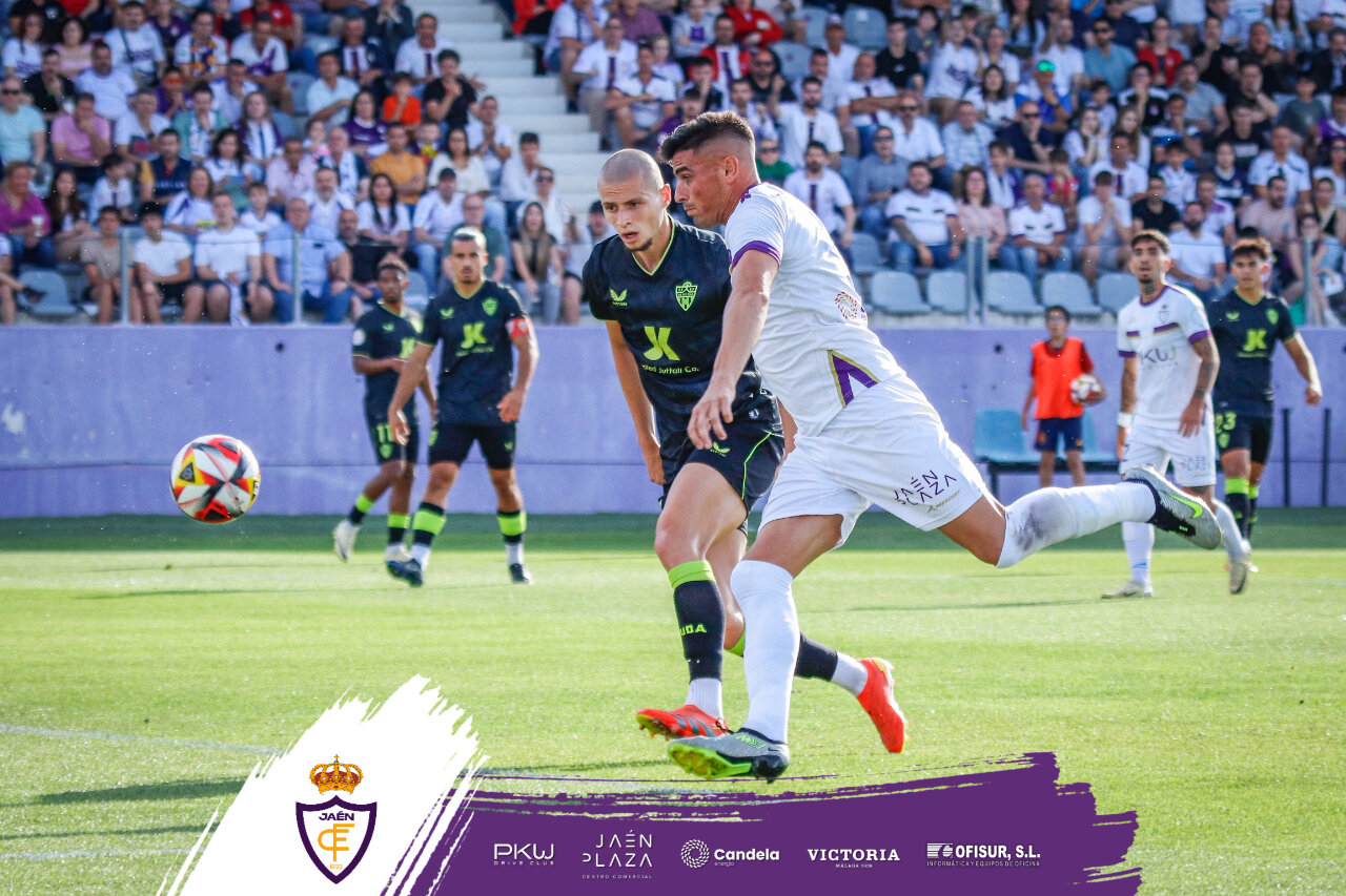 Ocho minutos acaban con los sueños del Real Jaén