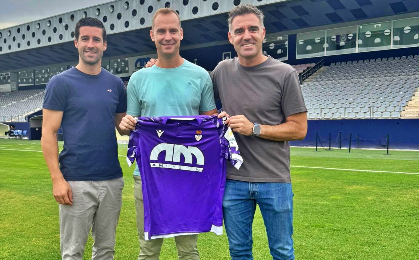 El exfutbolista Emilio Muñoz, rey de los porteros del Real Jaén